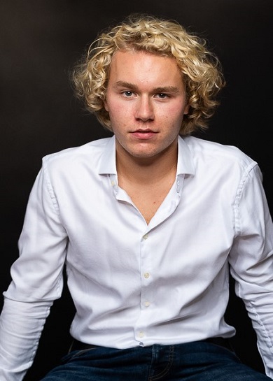 Robbie Schneider - Management Rehling